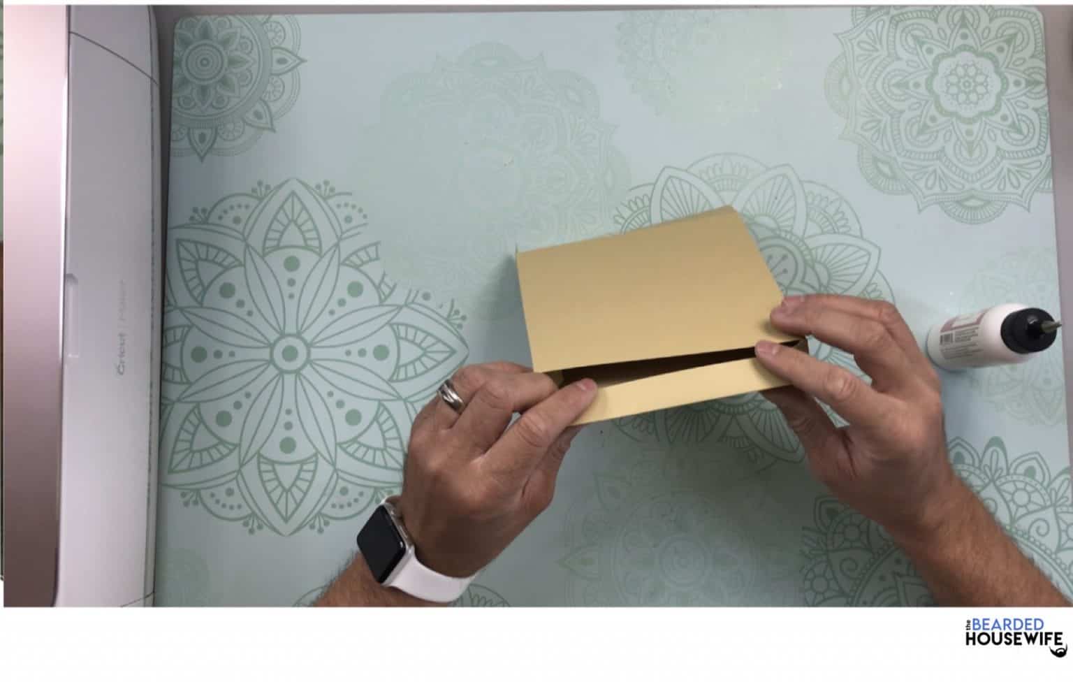 Easy Envelope Boxes - The Bearded Housewife