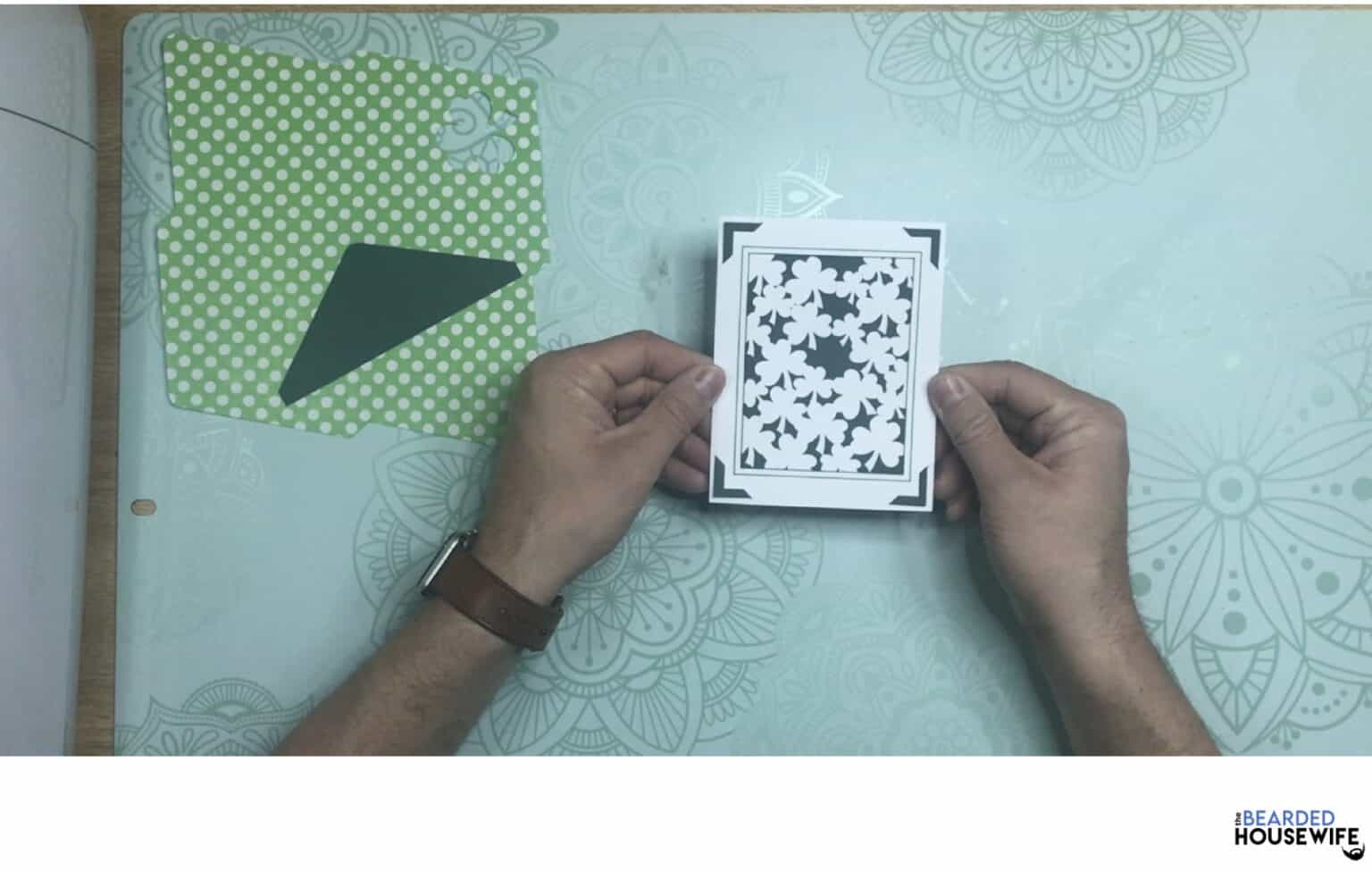 How to Make Shamrock Insert Cards - The Bearded Housewife